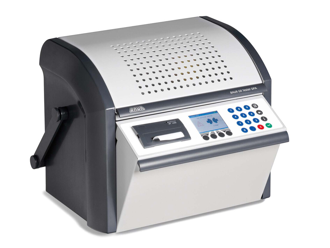 Insulating oil testing: Oil breakdown voltage tester DPA 75 C I BAU...