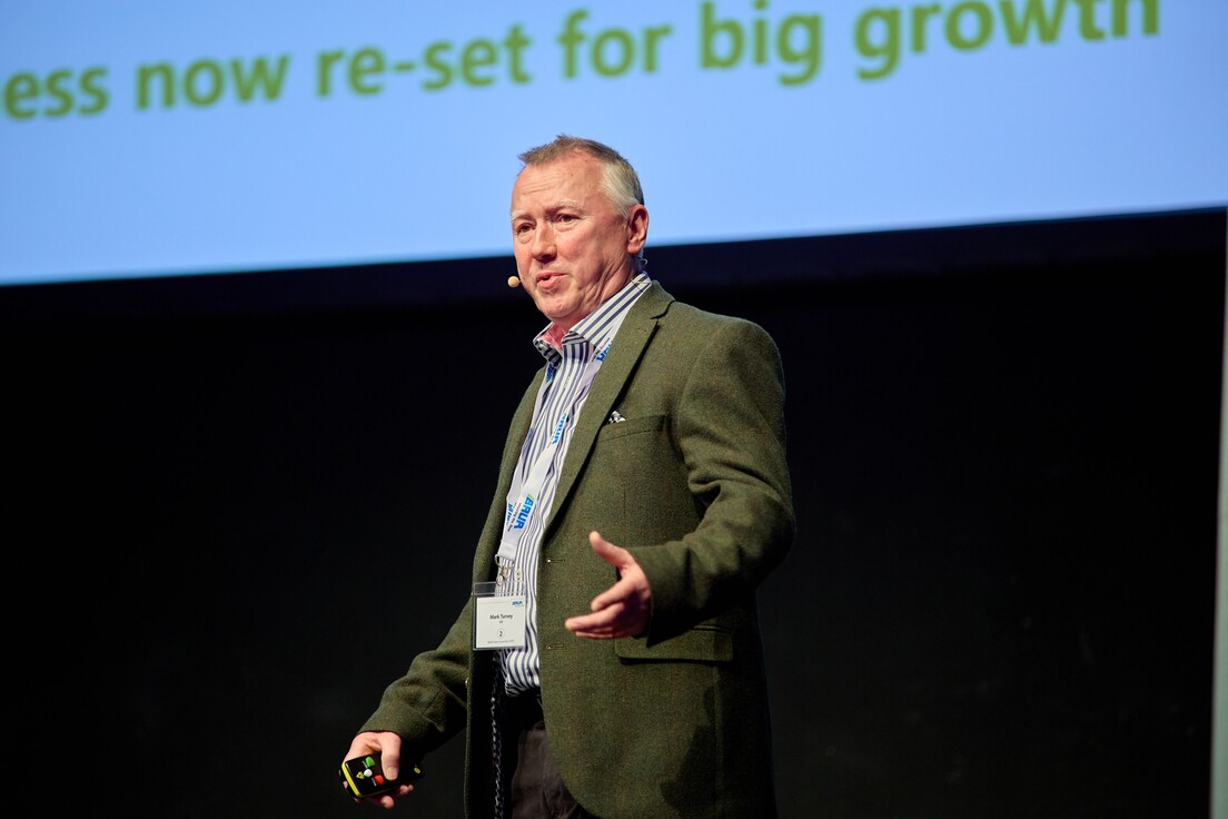 80 Jahre BAUR: Eine Reise durch die Geschichte und Erfolge | BAUR GmbH